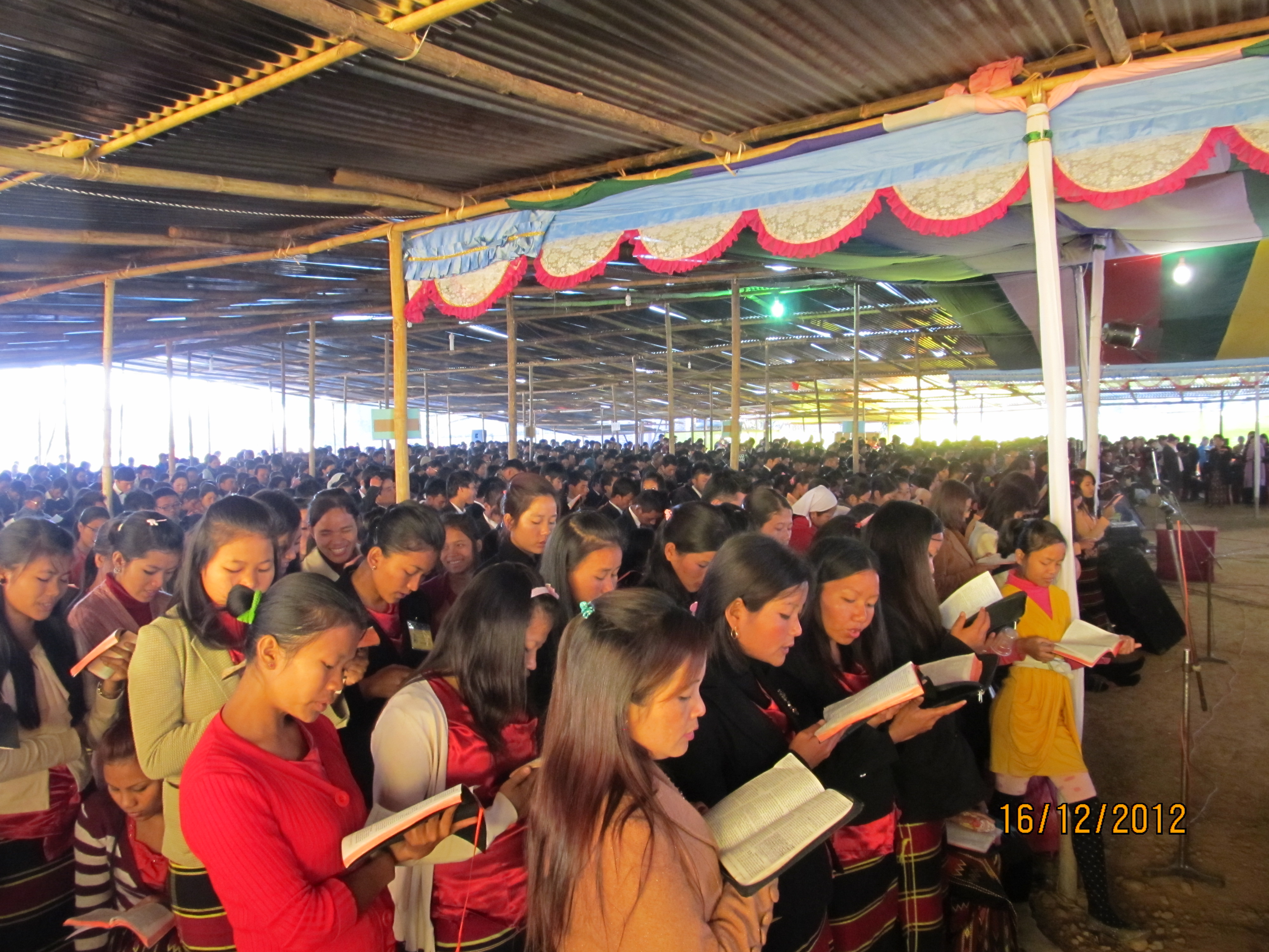 MOST PEOPLE READING BIBLE TOGETHER - India Book of Records